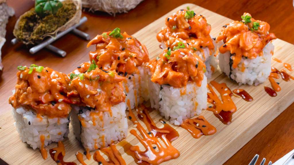 dynamite roll sushi